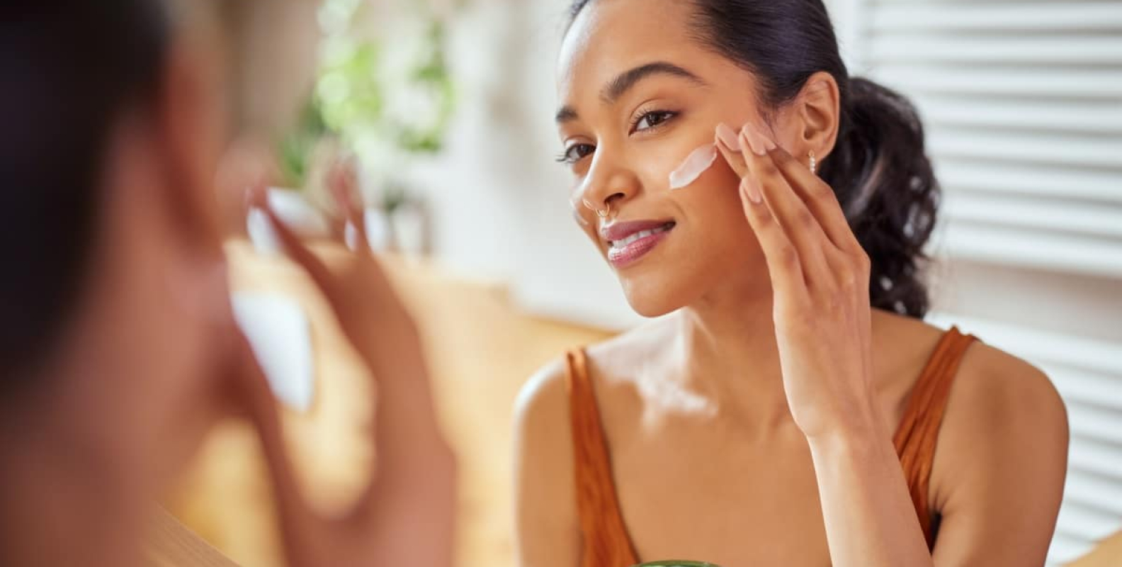 How to Layer Skin Products | Columbia Skin Clinic | Dermatologists